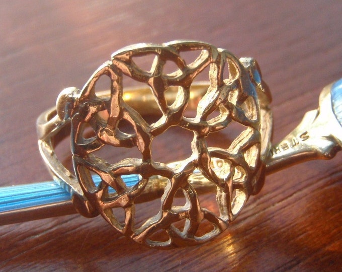 Vintage Solid Gold Celtic Knot Design Ring. Featuring the - Etsy