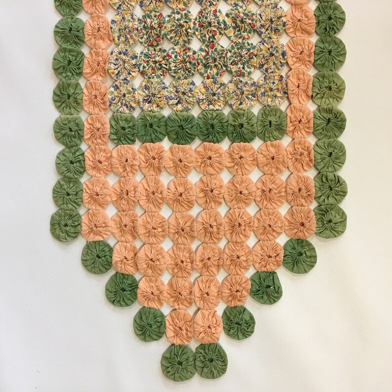 Vintage Hand Sewn Yo Yo Table Runner Dresser Scarf Peach Green - Etsy