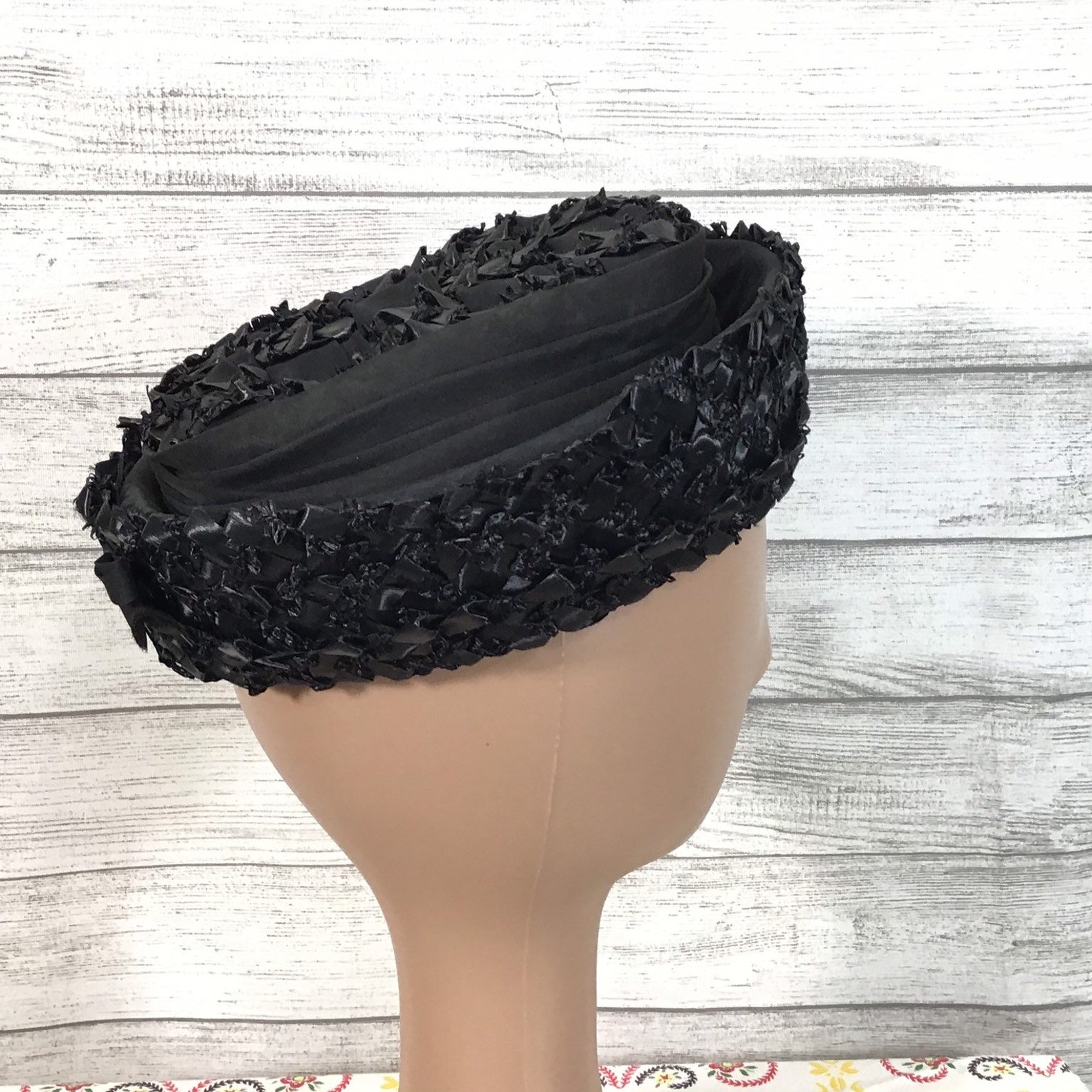 Vintage Evelyn Varon Small Black Breton Hat Turned up Brim Checkerboard ...
