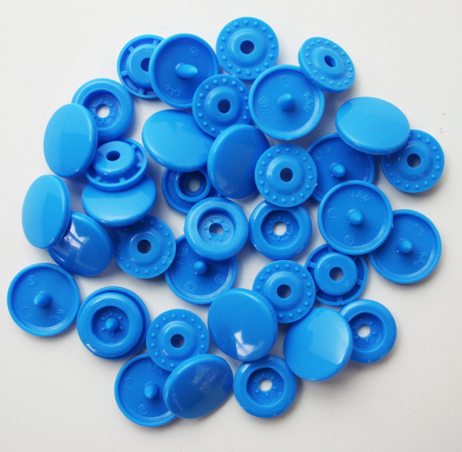 Home & Hobby KAM Plastic Resin Snaps For Crafts Diapers and Scarves ...