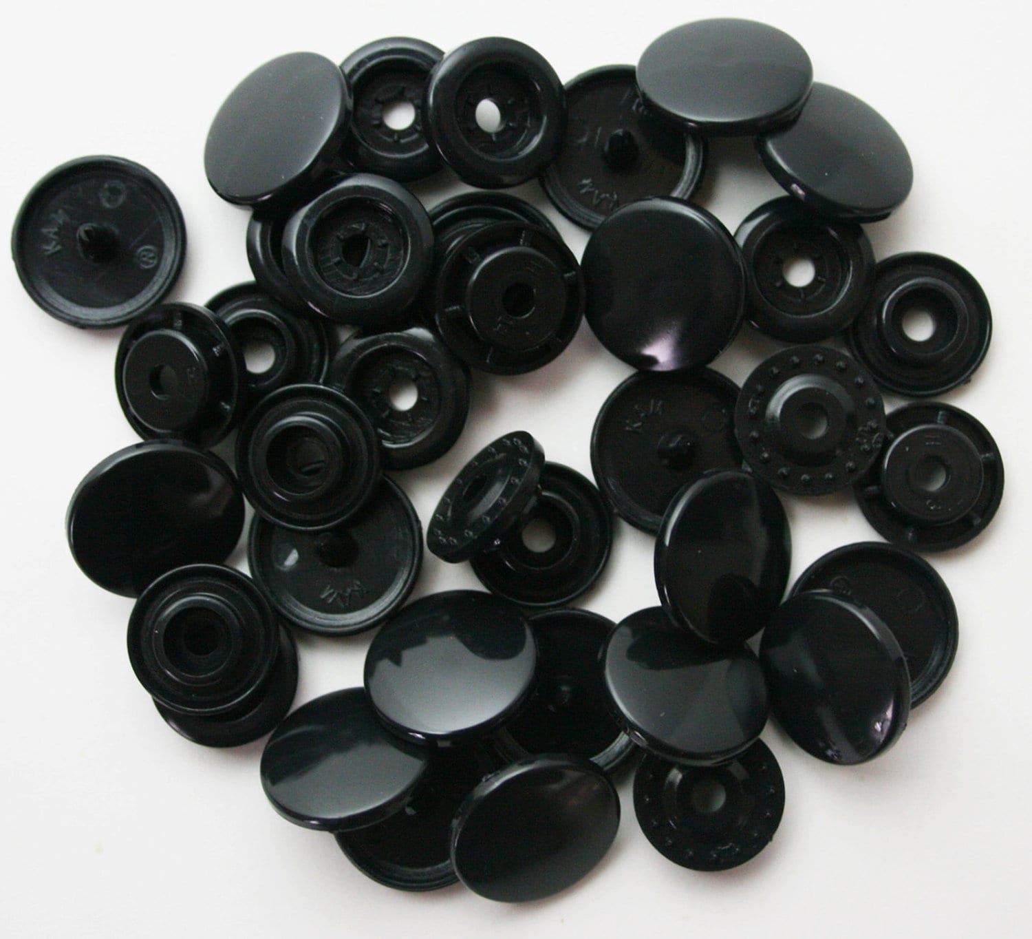KAM Snaps 50 Sets Plastic Resin Snaps for Crafts, Baby, Clothes, Bibs ...