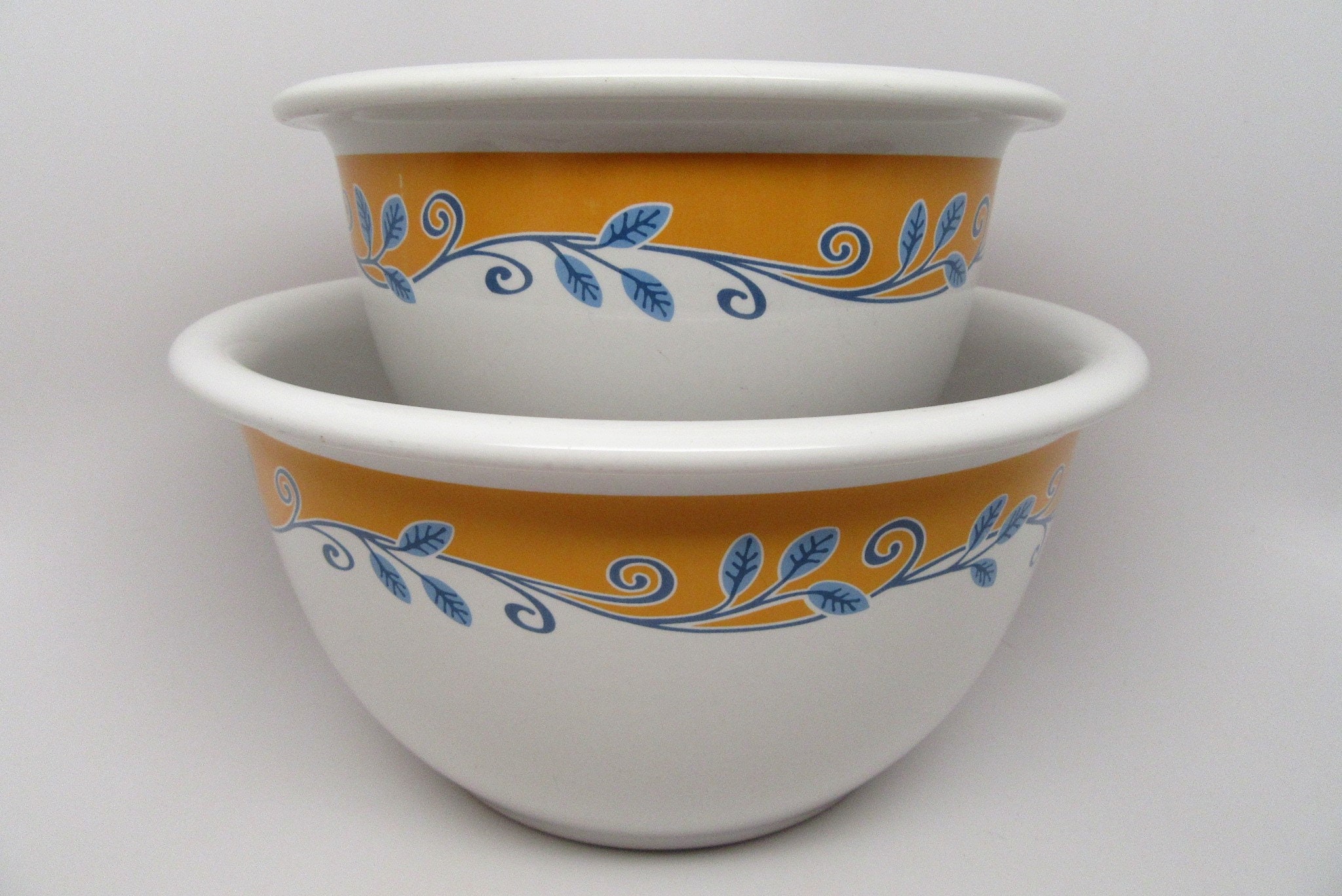 Vintage Corelle Mixing Bowls