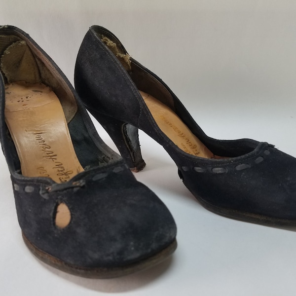 Well Worn Heels - Etsy