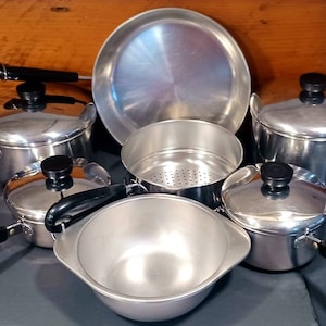 Vintage 1801 Paul Revere Cookware Set 11 Pc Set Vintage Revere Ware ...