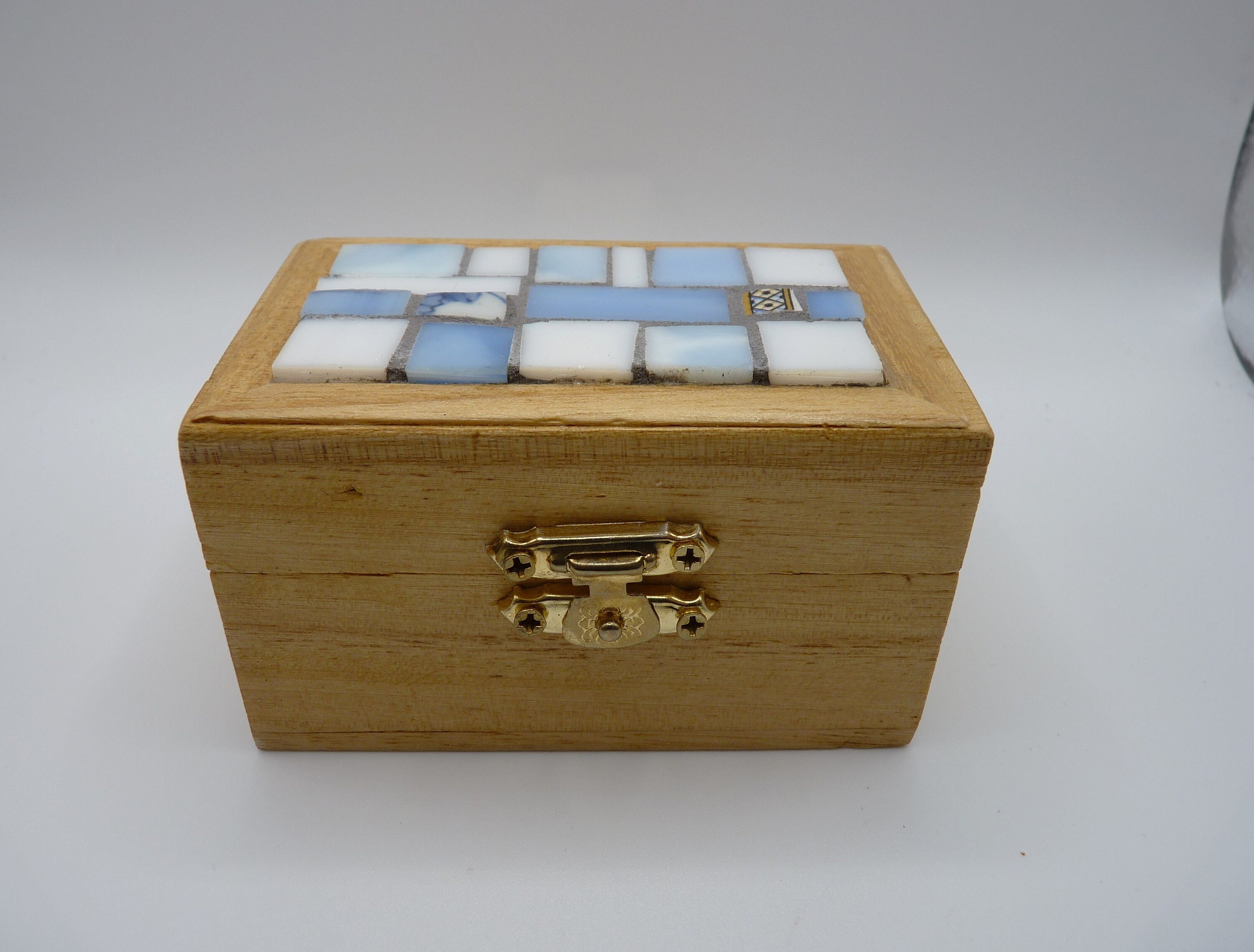 Blue and White Stained Glass Mosaic Keepsake Box 3 1/2 X 2 1/4 X 2 1/4 ...