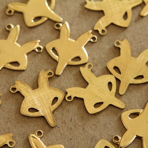 6 Pc. Raw Brass Fox Head Pendants: 18mm by 23mm - Made in USA | RB-074 ...