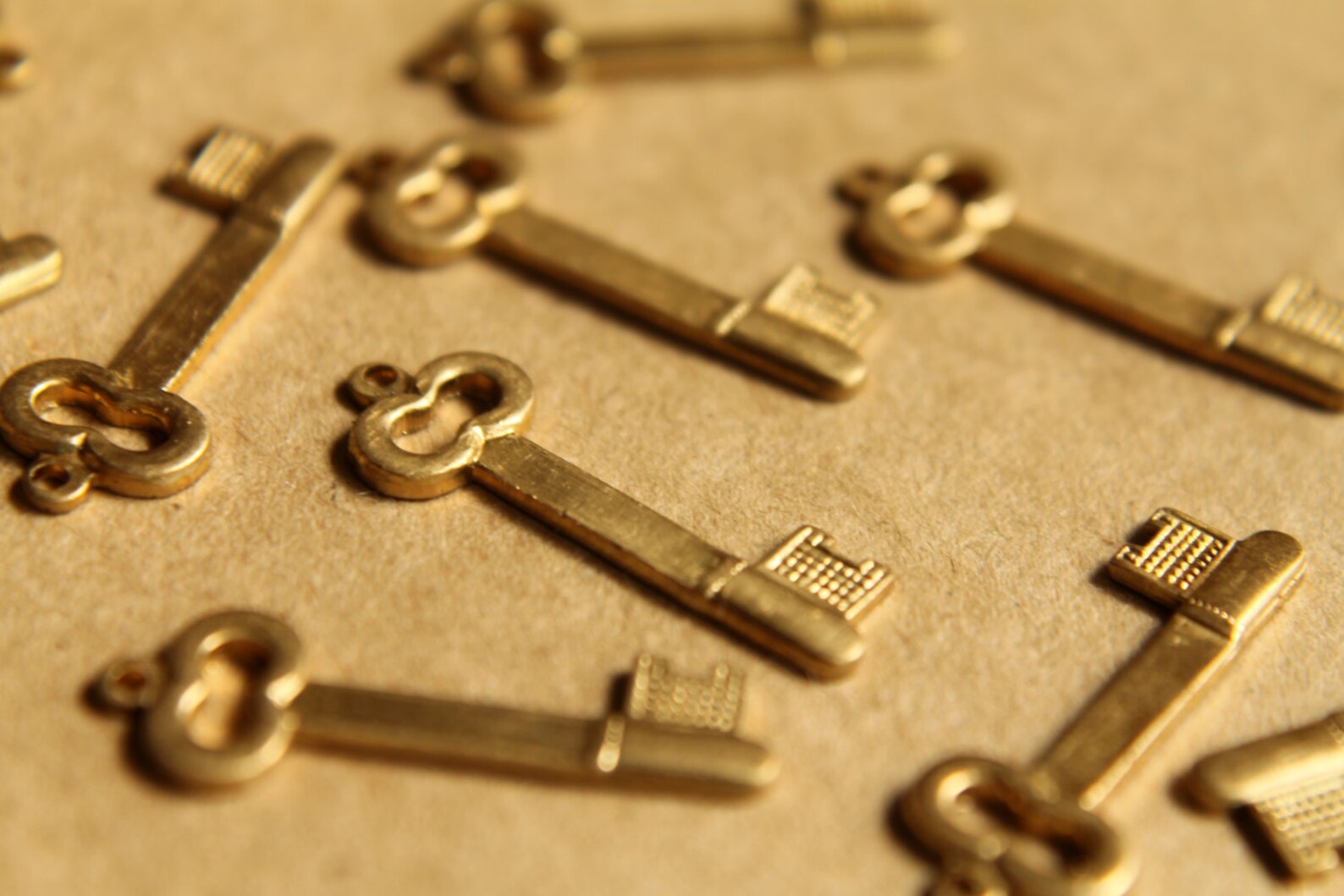 6 Pc. Raw Brass Key Charms: 25mm by 9mm Made in USA RB-500 - Etsy