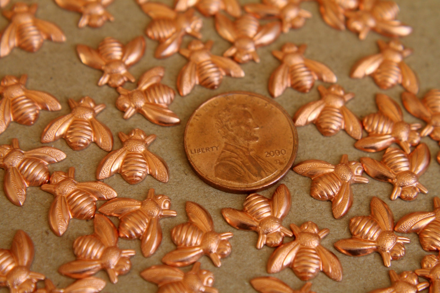 10 Pc. Medium Raw Copper Bees: 12mm by 10.5mm - Made in USA | RB-269 - Etsy