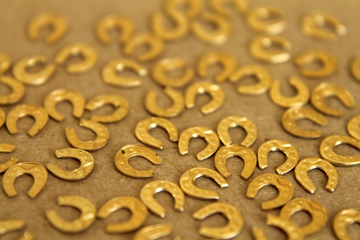 20 Pc. Tiny Raw Brass Horseshoes: 6mm by 5.5mm Made in USA - Etsy