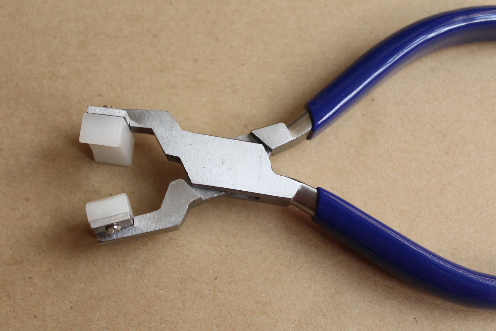 Eurotool Nylon Jaw Bracelet Bending Tool TLS-005 - Etsy