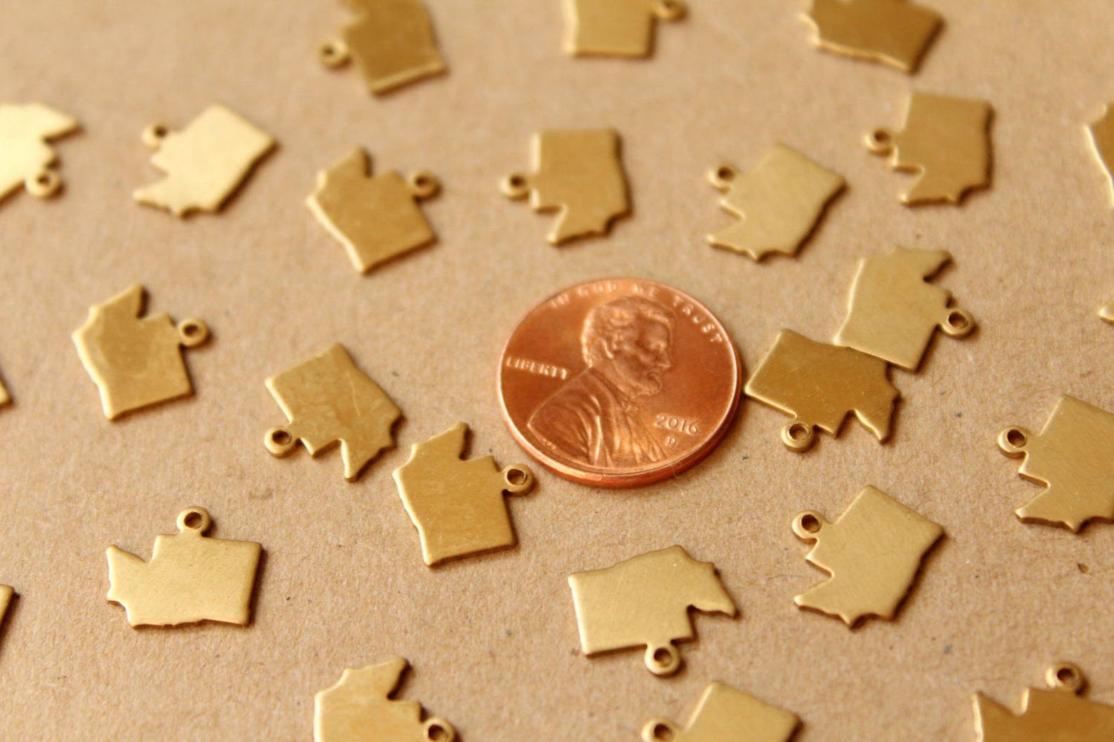 8 Pc. Raw Brass Washington State Charms / Blanks: 11.5mm by | Etsy