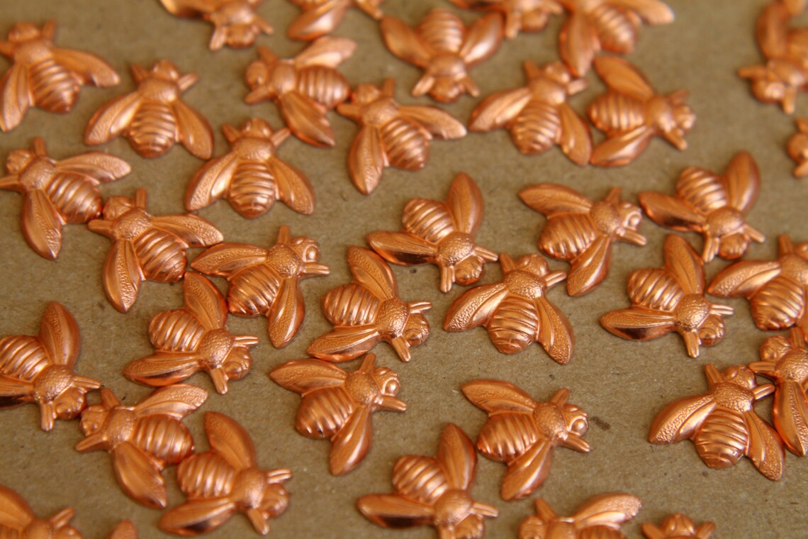 10 Pc. Medium Raw Copper Bees: 12mm by 10.5mm - Made in USA | RB-269 - Etsy