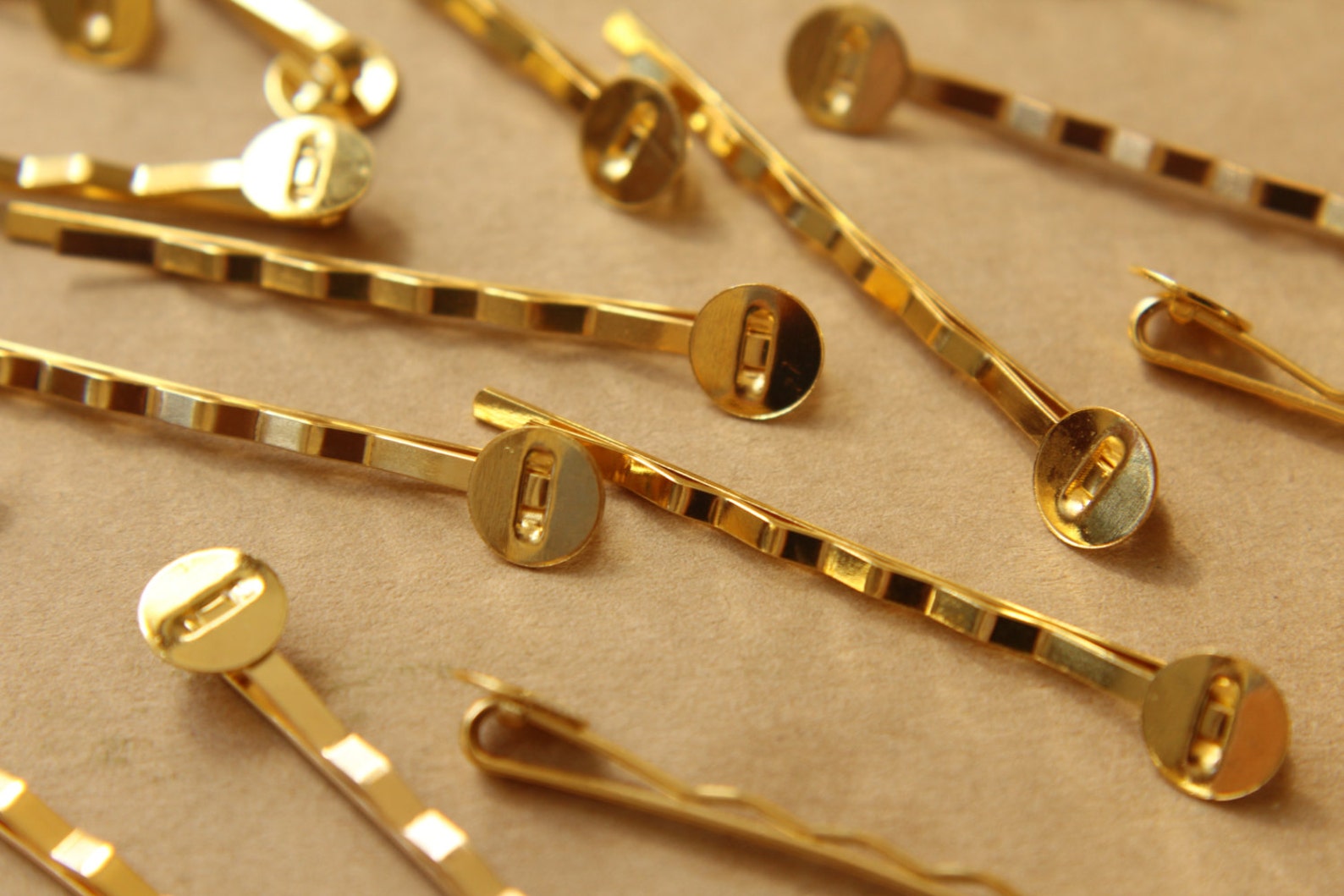 20 Pc. Gold Bobby Pins 8mm Pad FI-173 | Etsy