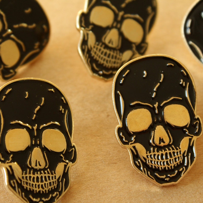 Skull Brooch - Etsy