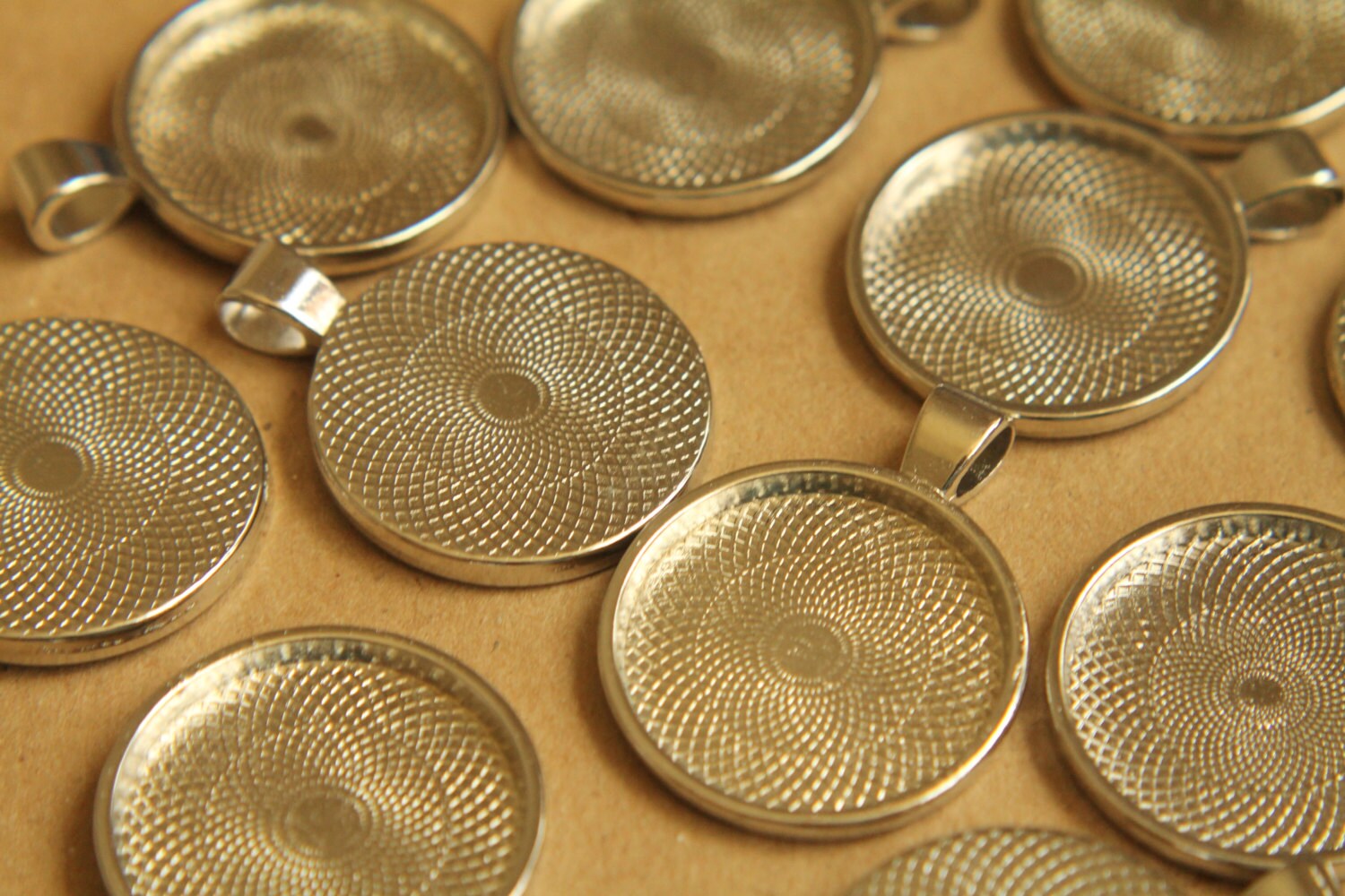 4 Pc. Round Silver Pendant Bezel Setting, 25mm Diameter | FI-060 - Etsy