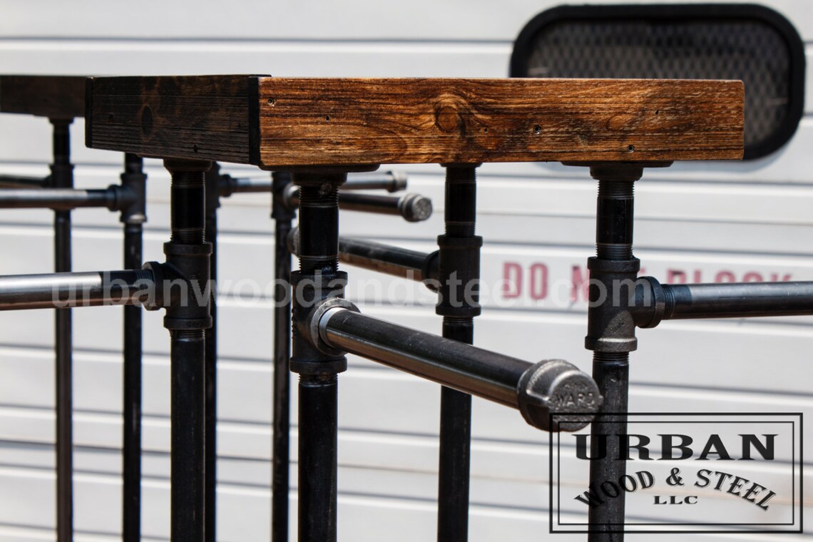 Face Out Clothing Rack / Retail Display - Etsy