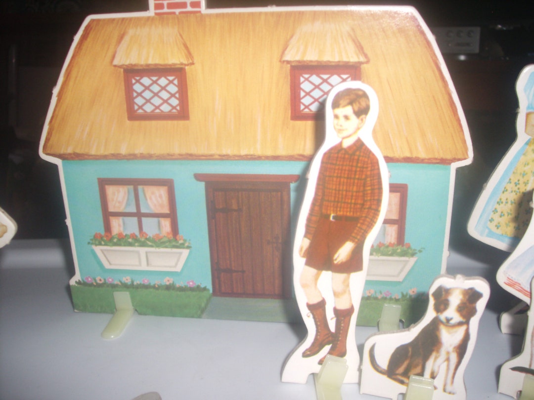 Vintage Mid Century Cardboard Family Decor - Etsy
