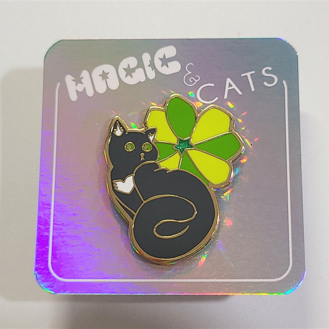 Lucky Cat Enamel Pin 38.1 Mm | Cute Cat Pin, Magic and Cats, Lapel Pin ...