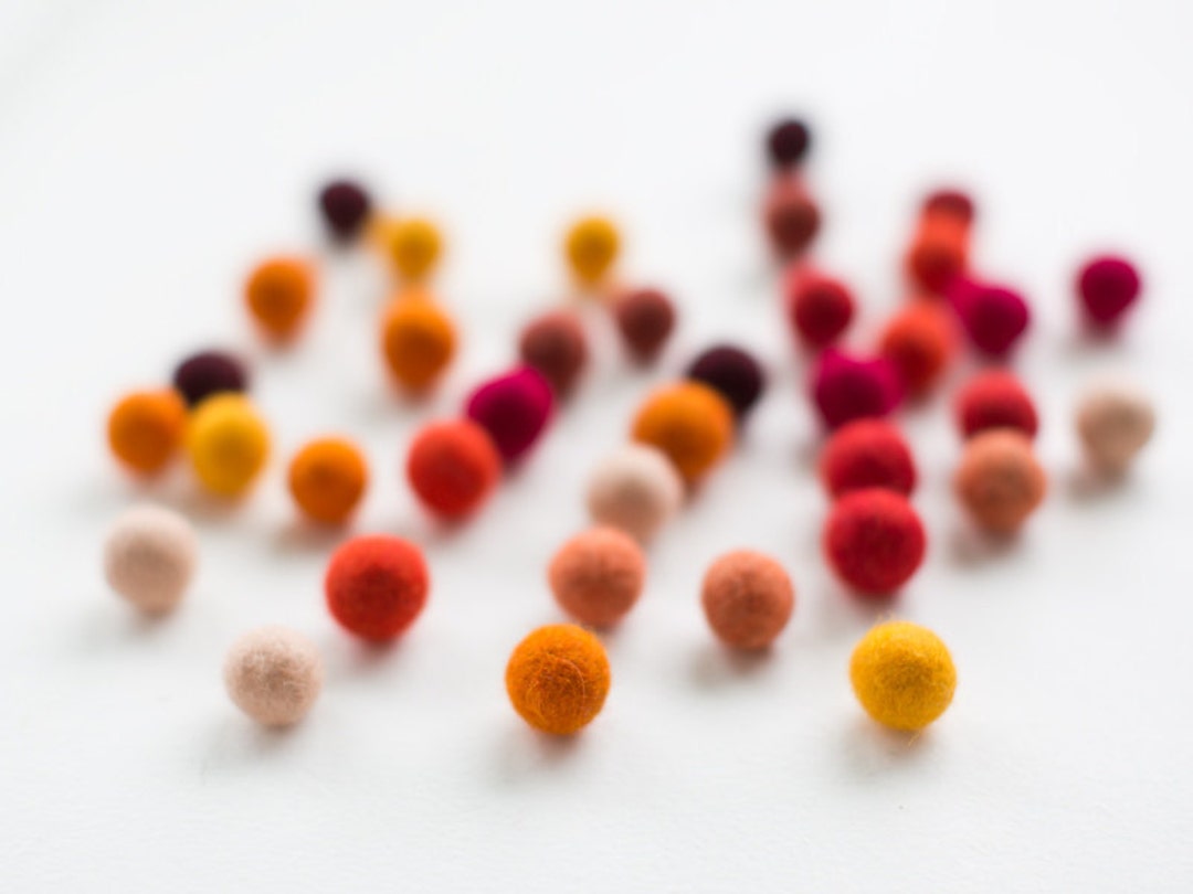 50 Felt Wool Balls (1/2 In. Size) Hot Mix Color: Red Orange Bordeaux ...