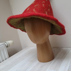 Strawberry Hat, Berry Design Felted Felt Wool Sauna Cap Red Garden ...