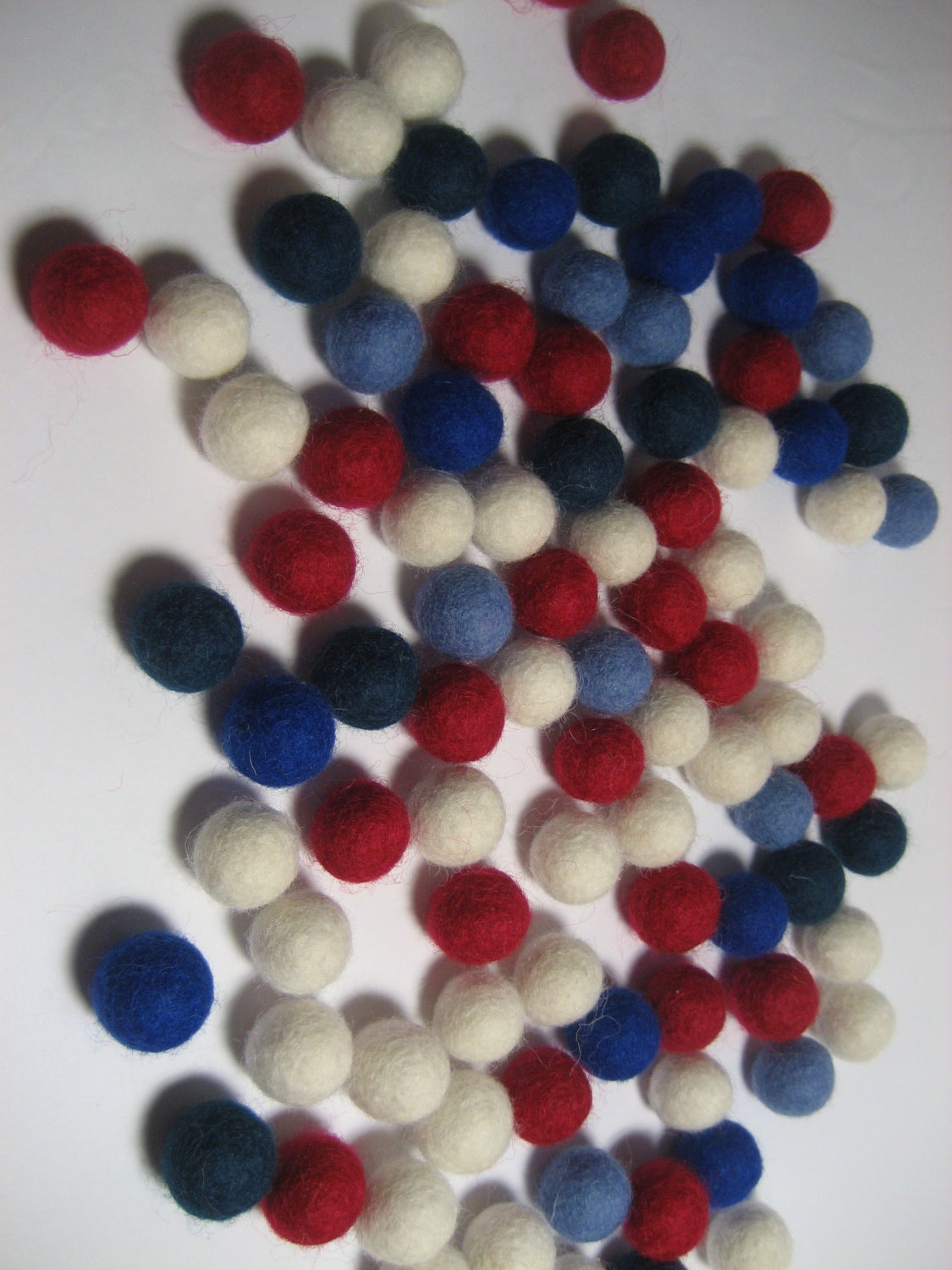 50 Felt Wool Balls (1/2 In. Size) Patriotic Mix Color American British ...