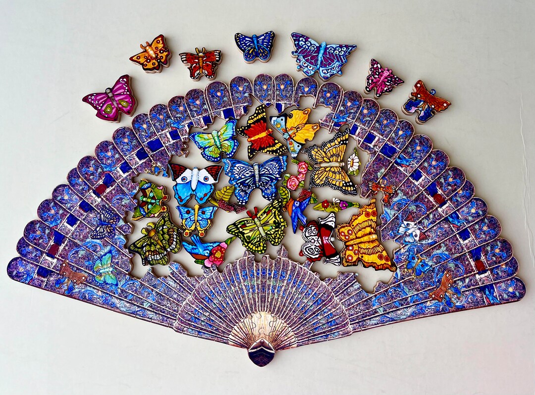 Butterfly Fan - a 200 Piece BAMBOOZLE PUZZLE - A Wooden Jigsaw Puzzle ...