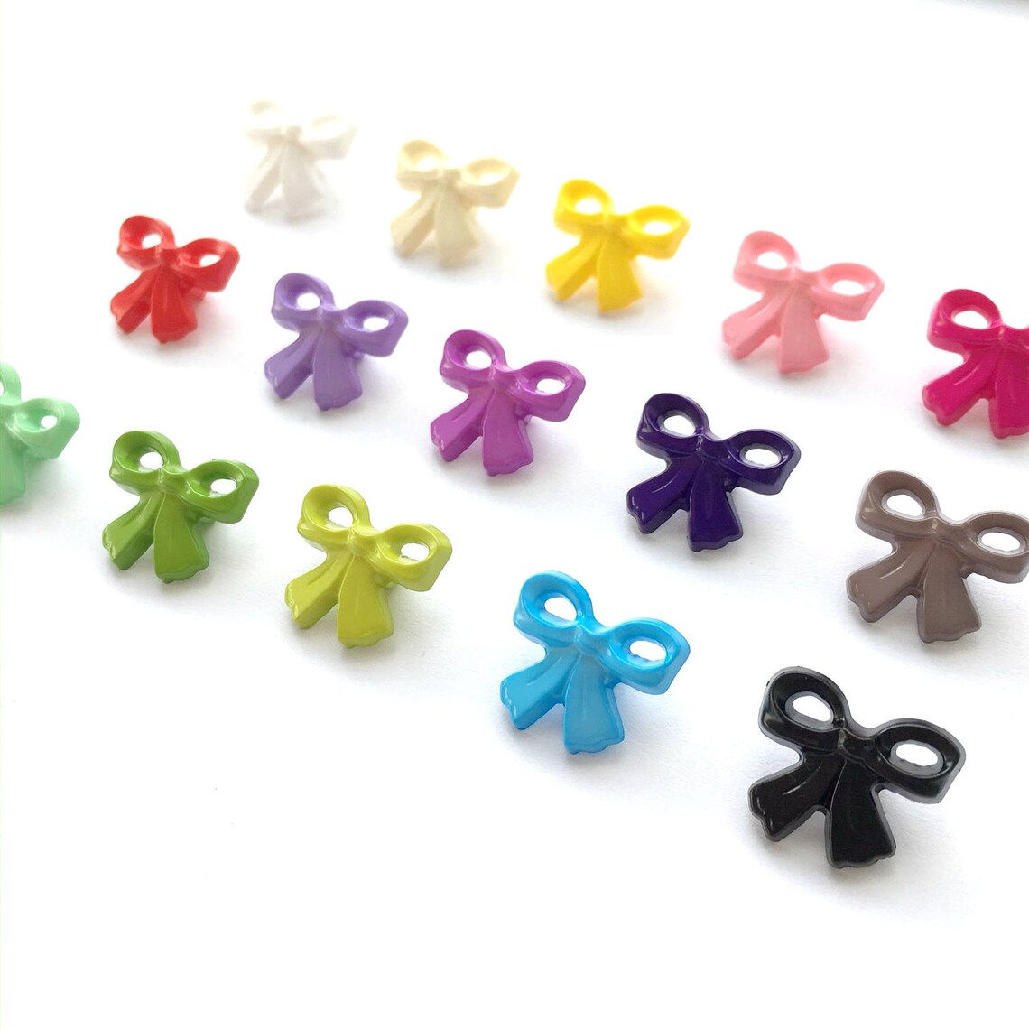 17mm Bow Shaped Novelty Shank Buttons 10pk | Etsy