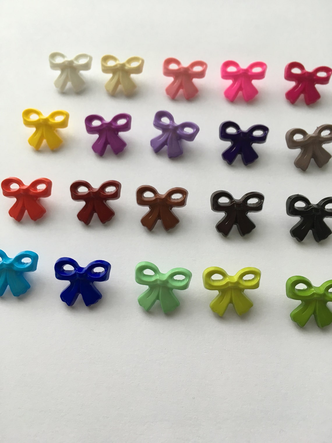 17mm Bow Shaped Novelty Shank Buttons 10pk | Etsy