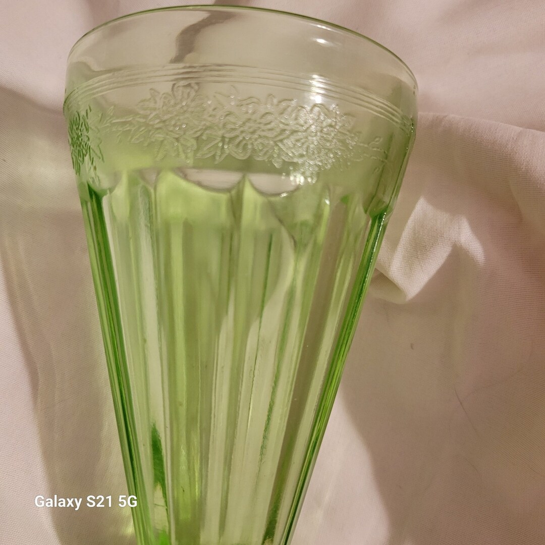 Adam Green Uranium by Jeanette Glass 9oz Footed Tumbler Depression ...