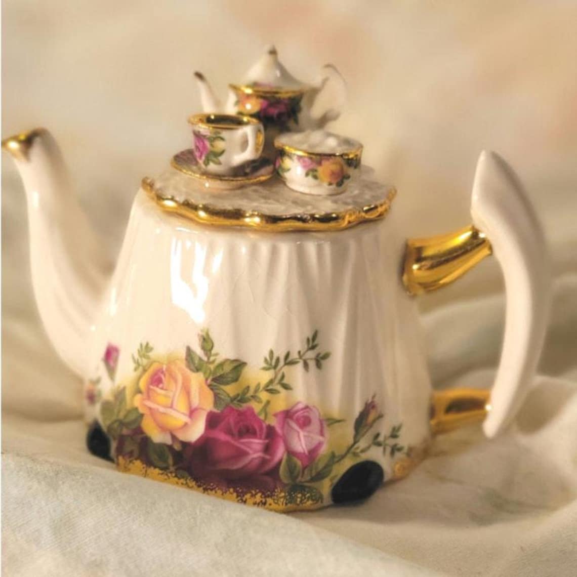 Royal Albert Miniature Teapot Old Country Roses - Etsy