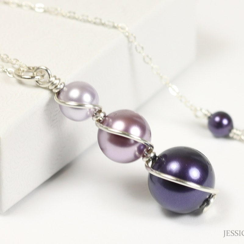 Three Pearls - Etsy