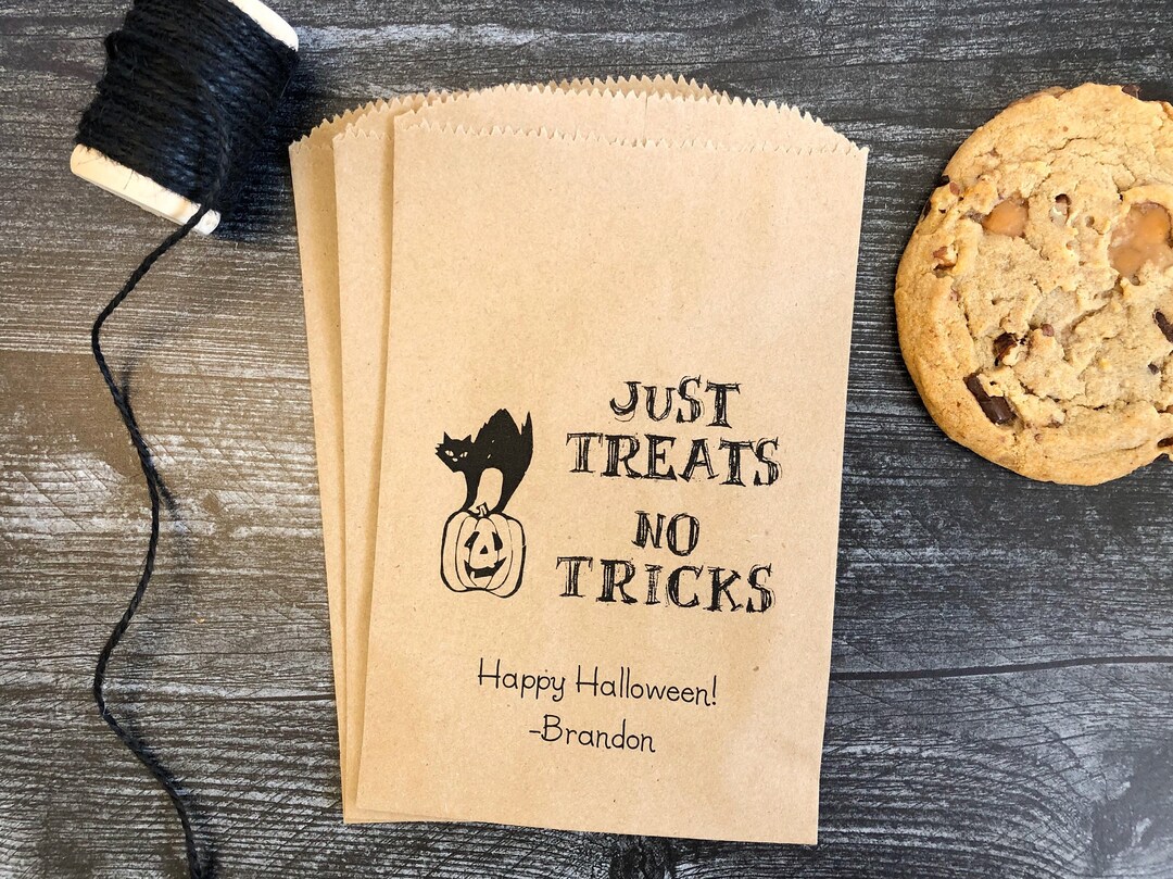 Halloween Treat Bags - Fall Favor Bags - Goodie Bags - DIY Fall Favors ...