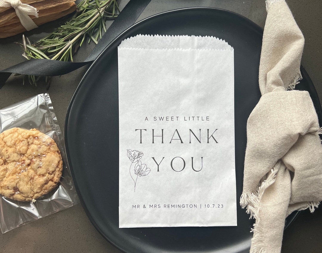 Recyclable Paper Wedding Favor Bags With Sweet Little Thank You Message ...