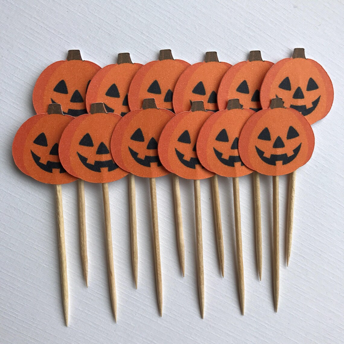 Pumpkin / Halloween Cupcake Topper / Party Pick - Etsy