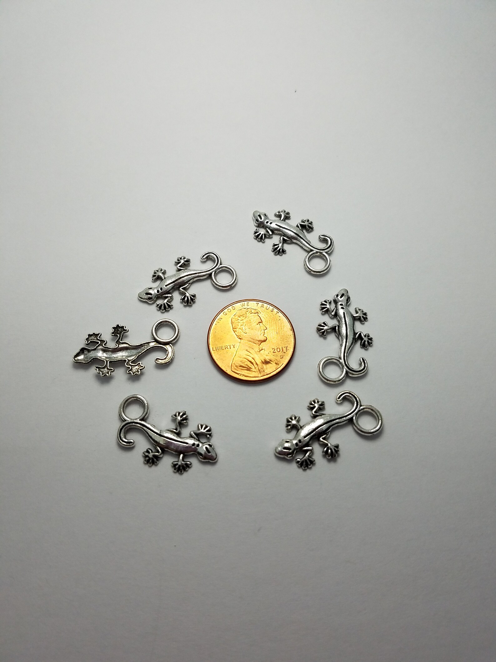 Silver Lizard Charms, 6 Lizard Charms, Lizard Charms, Silver Gecko ...