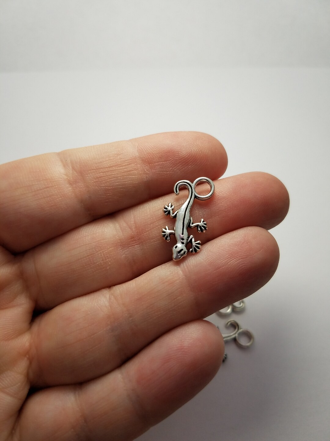 Silver Lizard Charms, 6 Lizard Charms, Lizard Charms, Silver Gecko ...