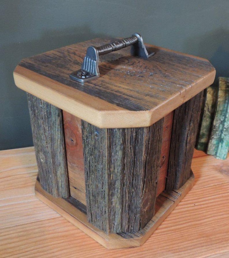Pet Urn 8" X 8" X 7-3/4" // Rustic Barn Wood Pet Cremation Urn - Etsy