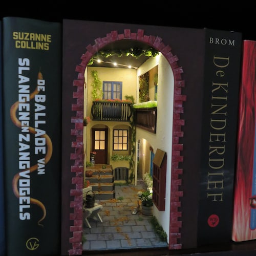 Book Nook DIY Kit With Mirror and Hologram Book Nook Shelf - Etsy