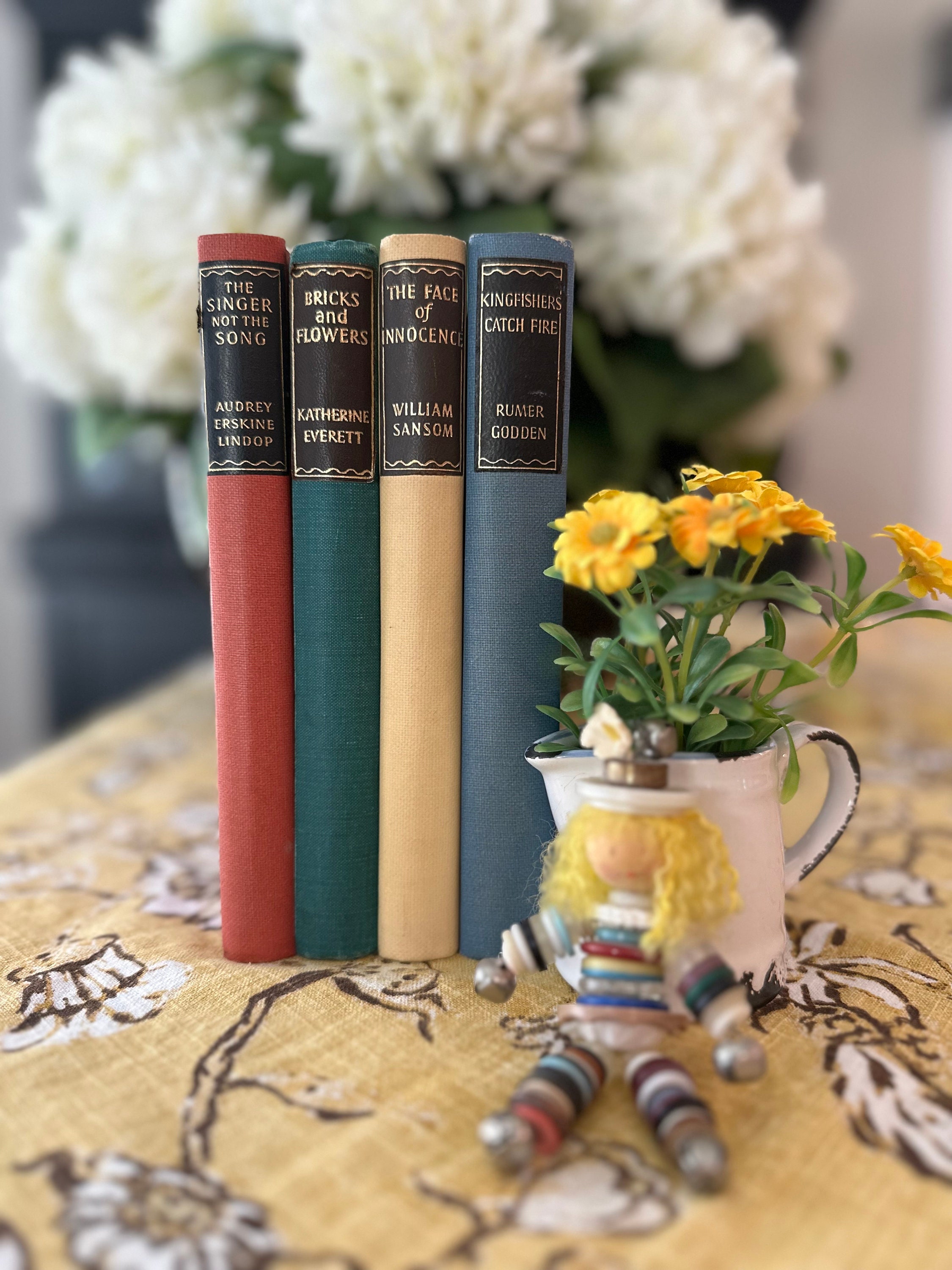 Vintage Book Stack/book Bundle/farmhouse Books/colorful Books/staging ...