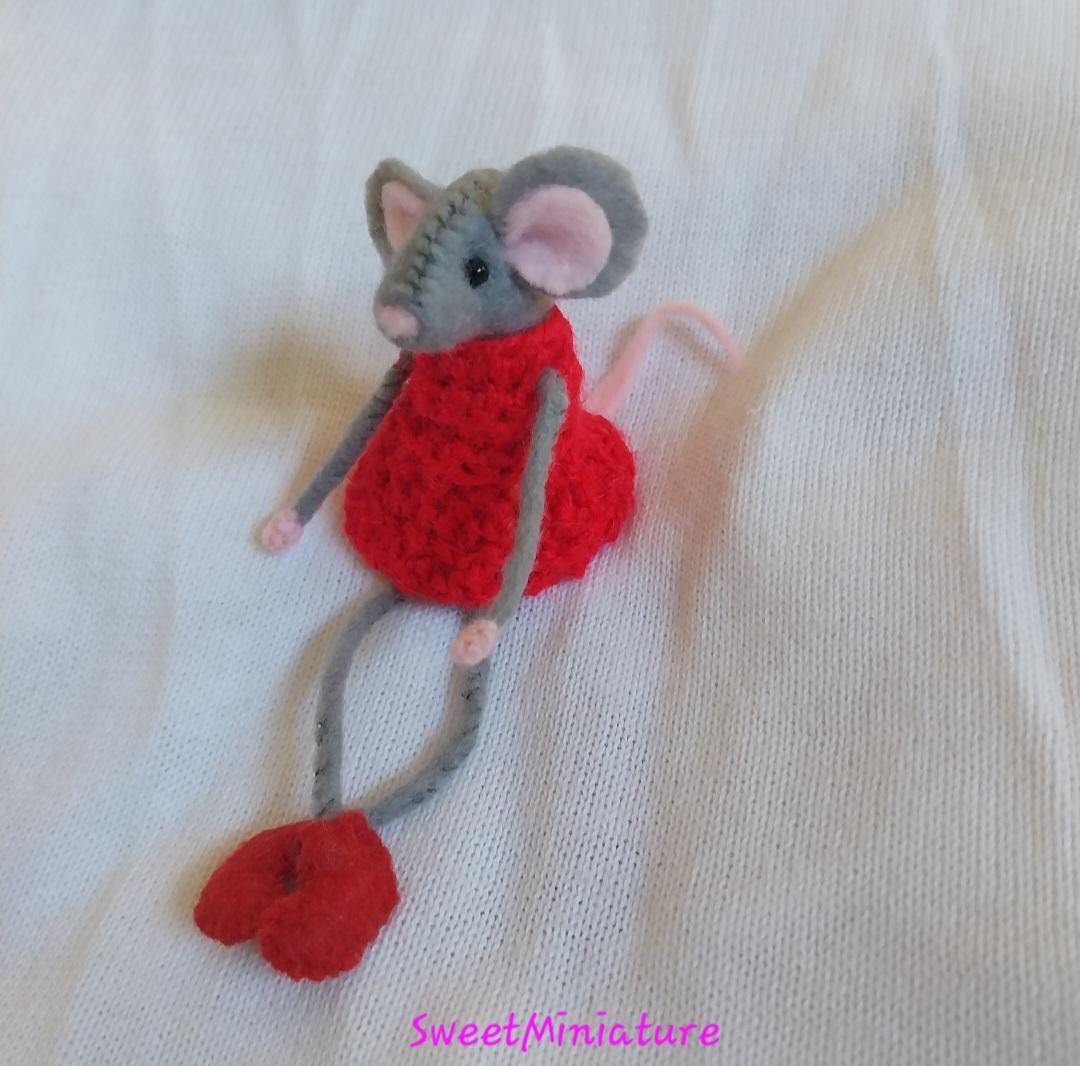 Mouse Dangling Legs Christmas Decoration Ornament Felt Crochet Fibre ...