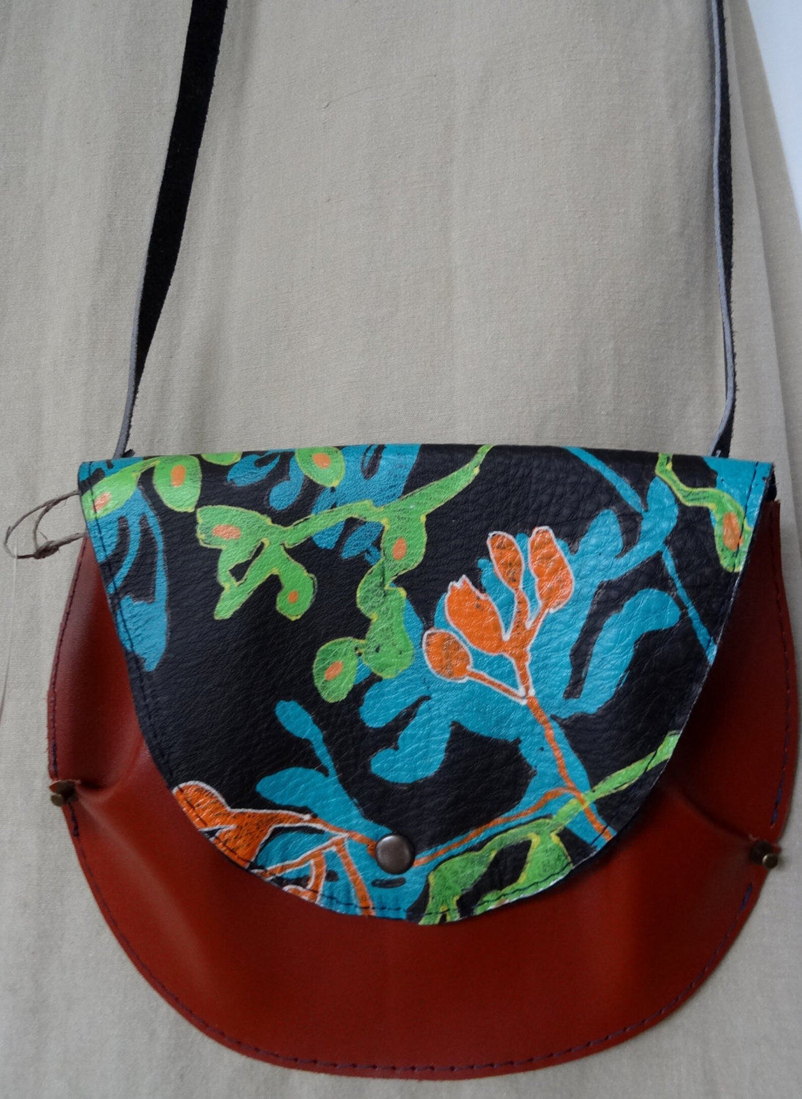 100% Handmade Painted Leather Purse - Etsy