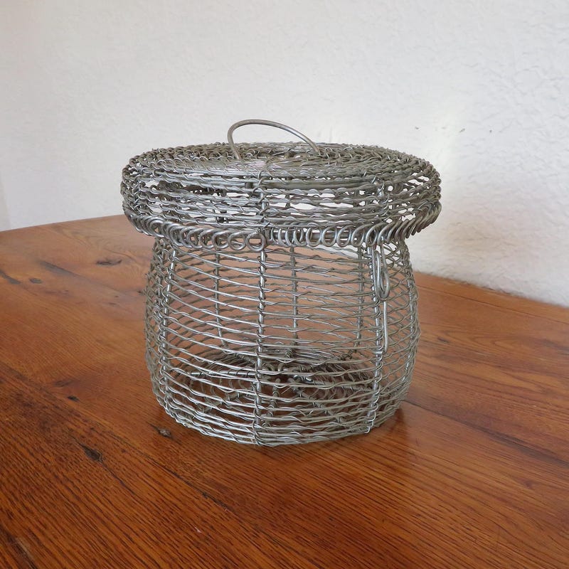 Wire Laundry Basket - Etsy