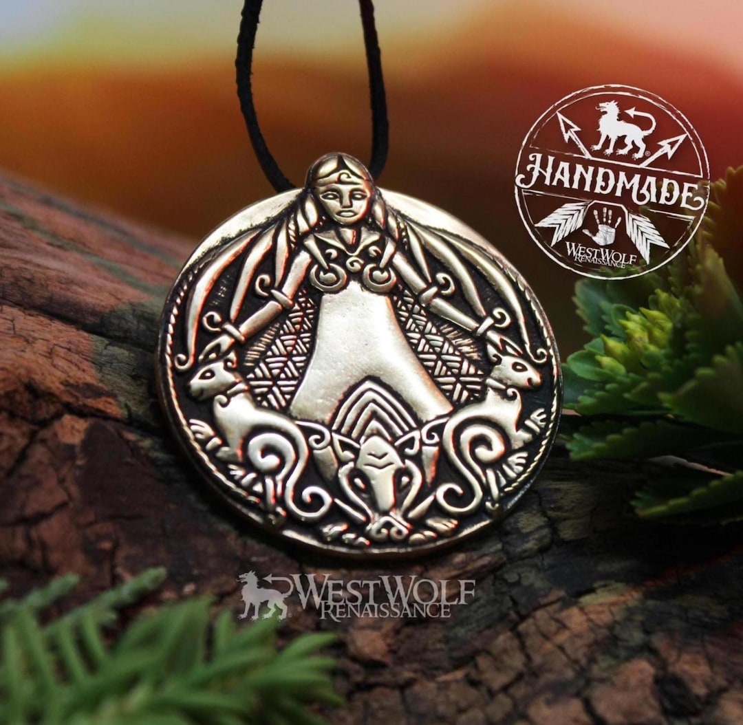 Norse Mythology Freya With Cats Pendant --- Viking/scandinavian/gods ...
