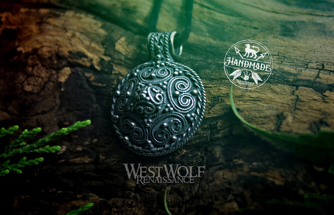 Viking stora Ryk Pendant in Sterling Silver - Etsy