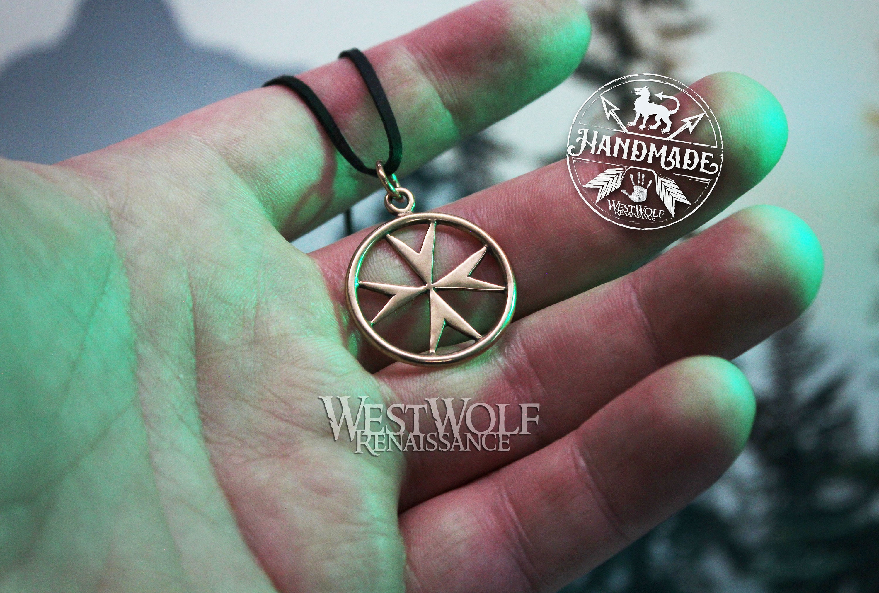 Small Bronze Cross Pendant - Maltese or Templar Circle Cross ...