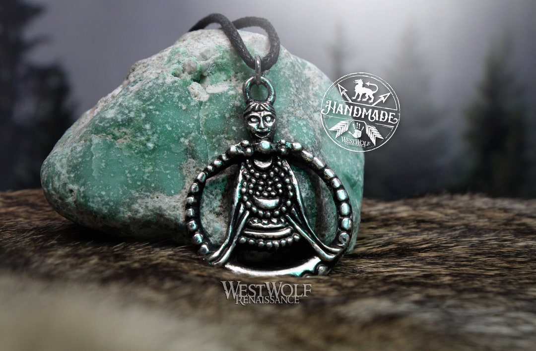 Norse Mythology Pendant of Freya - Goddess of Love, Beauty, and ...