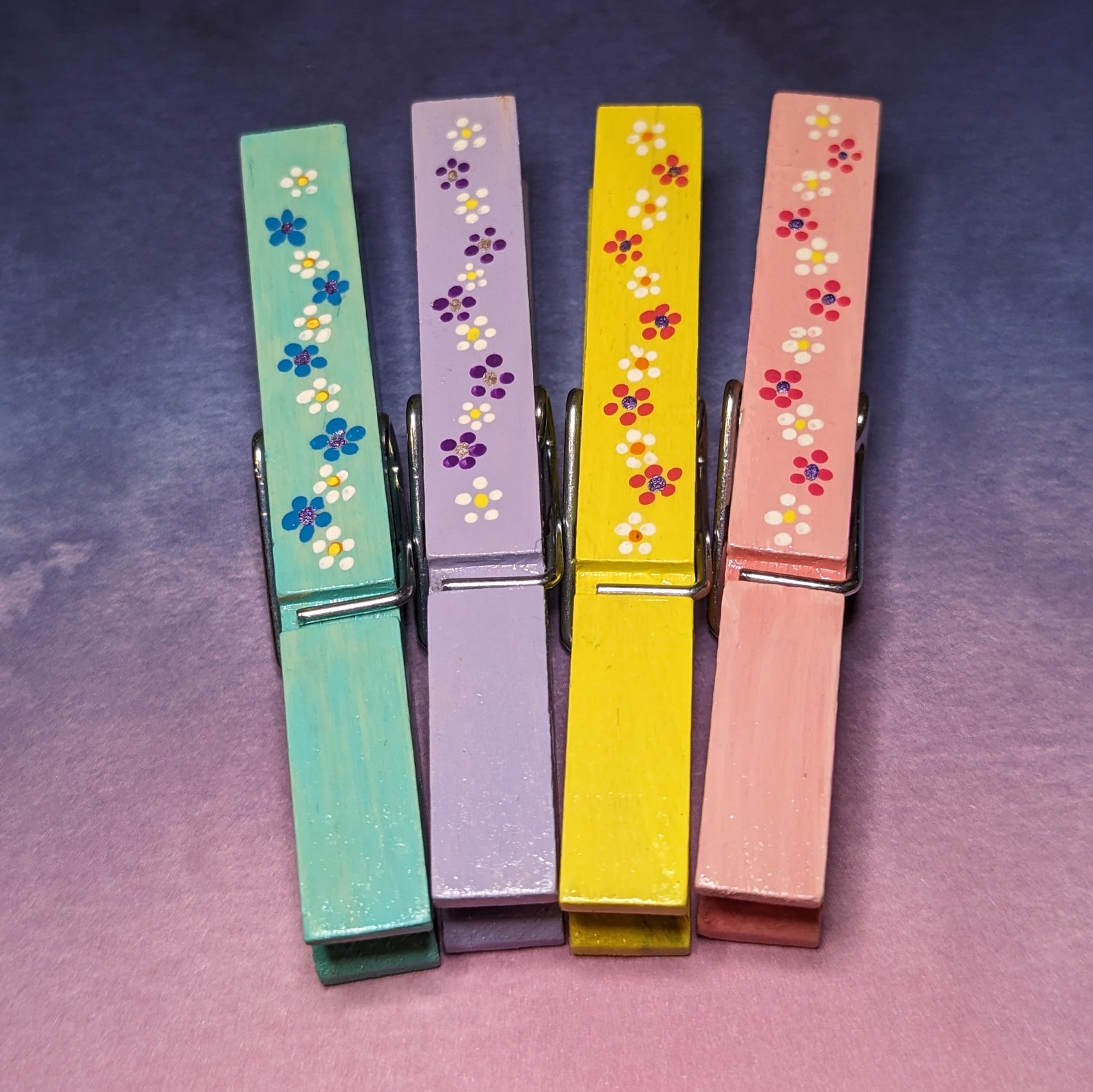 Pastel Flower Hand Painted Clothes Pins, Bag Clip, Name Tag, Decoration ...