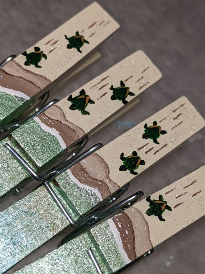 Sea Turtle Hand Painted Clothes Pins - Etsy