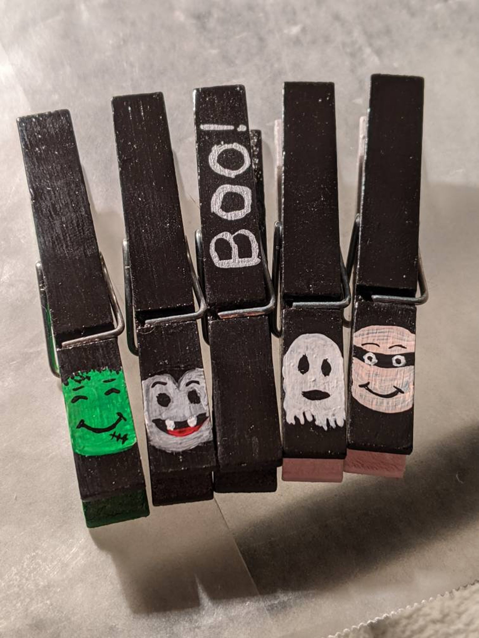 Hand Painted Clothes Pins Halloween Characters | Etsy