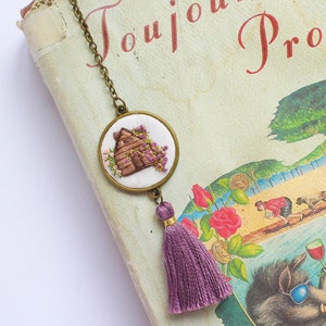 Embroidered House Aesthetic Bookmark, Cozy Hut Book Accessories ...